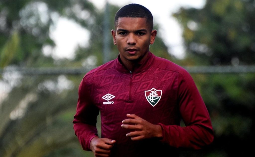 David Braz fala sobre a dificuldade da partida e objetivo de retornar à ...