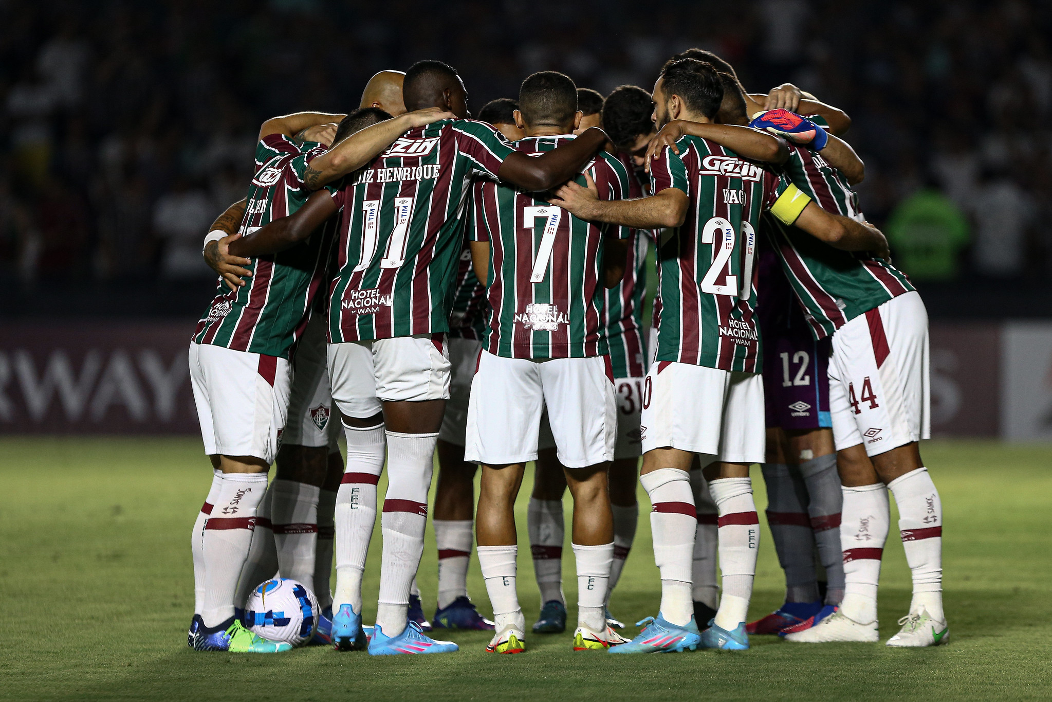 Fluminense emenda dez vitórias consecutivas e faz história