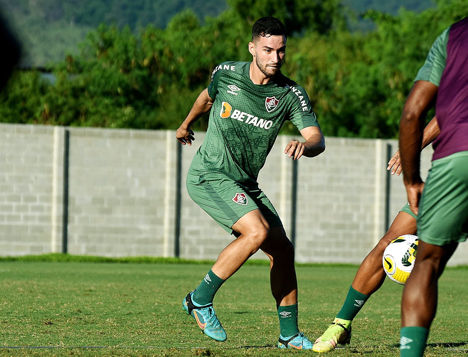 Prestes a completar 90 jogos pelo Flu, Martinelli busca primeira ...