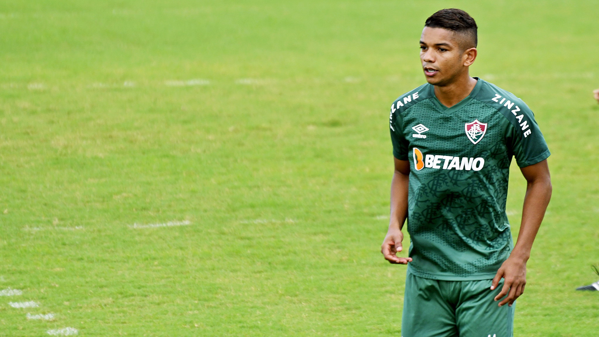 Braz projeta duelo contra Fortaleza e fala sobre trajetória no Tricolor ...