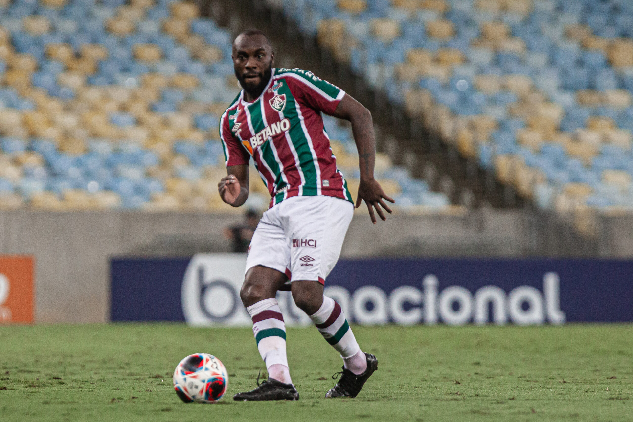 Manoel vem evoluindo na recuperação e Fluminense começa a repensar ...