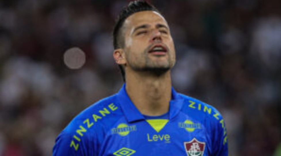 Com brilhante atuação, Fábio se torna brasileiro com mais jogos na Liberta