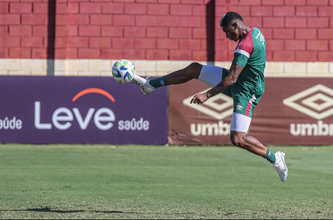 Yony González já está no BID e pode reestrear pelo Fluminense