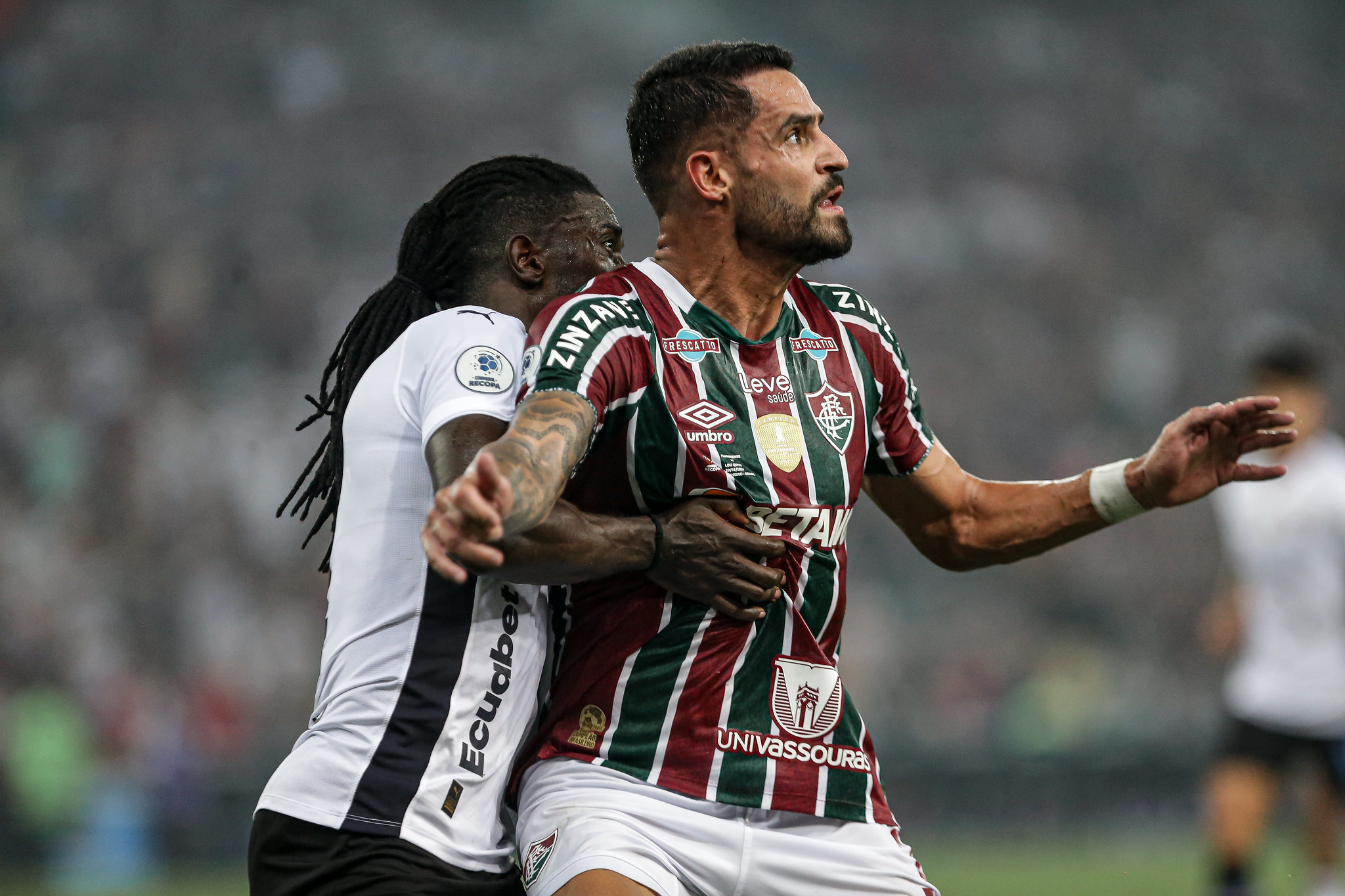 Renato Augusto se declara ao Fluminense: "Fico muito feliz de poder ...