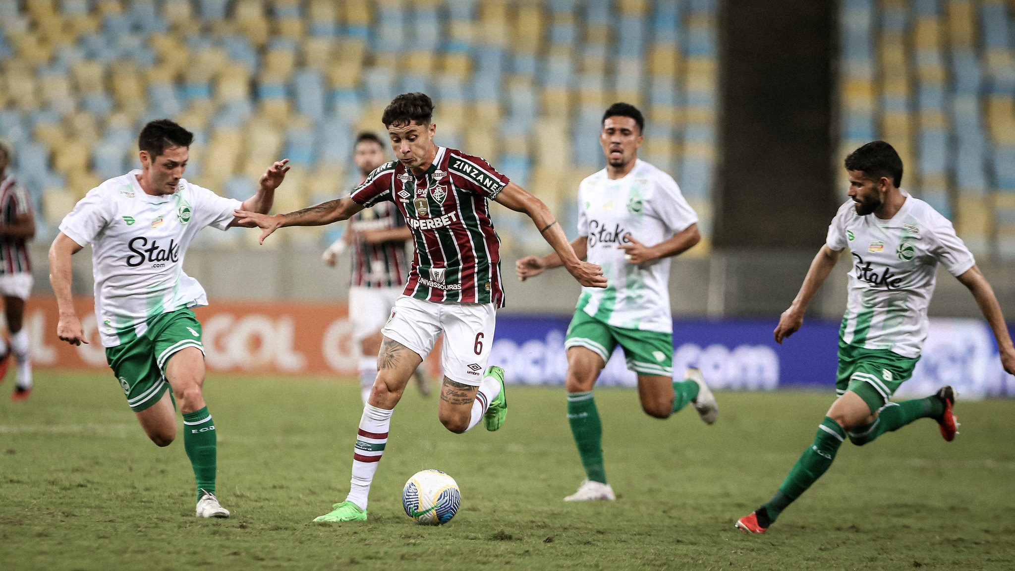 Com derrota do Corinthians, Fluminense permanece fora do Z-4 ao fim da ...